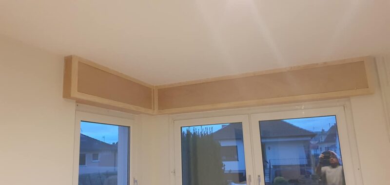 Fabrication et pose de caissons de volets roulants | Menuiserie Huber ...